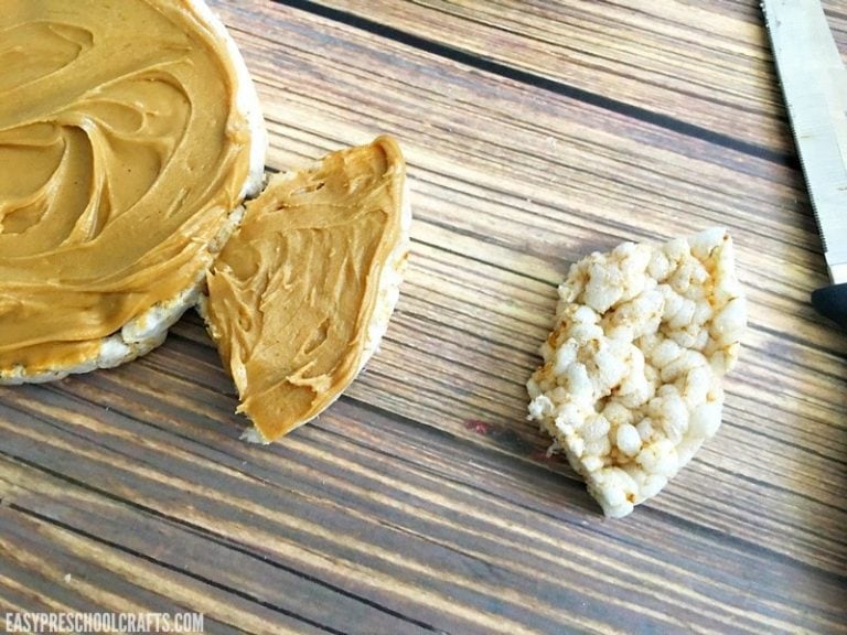 Edible Fish Craft for Kids That's Perfect for Snacktime!