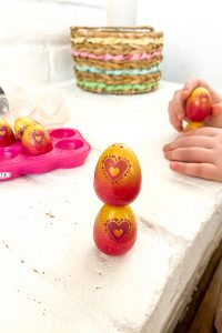 Indoor Minute to Win It Easter Games - The Simple Parent