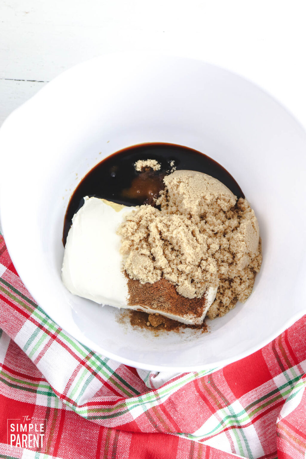 Gingerbread Cheesecake Dip - The Simple Parent