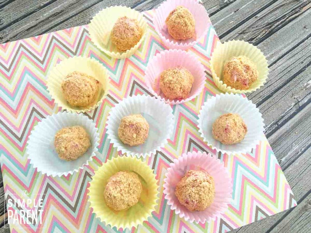 Raspberry No Bake Cheesecake Bites - The Simple Parent